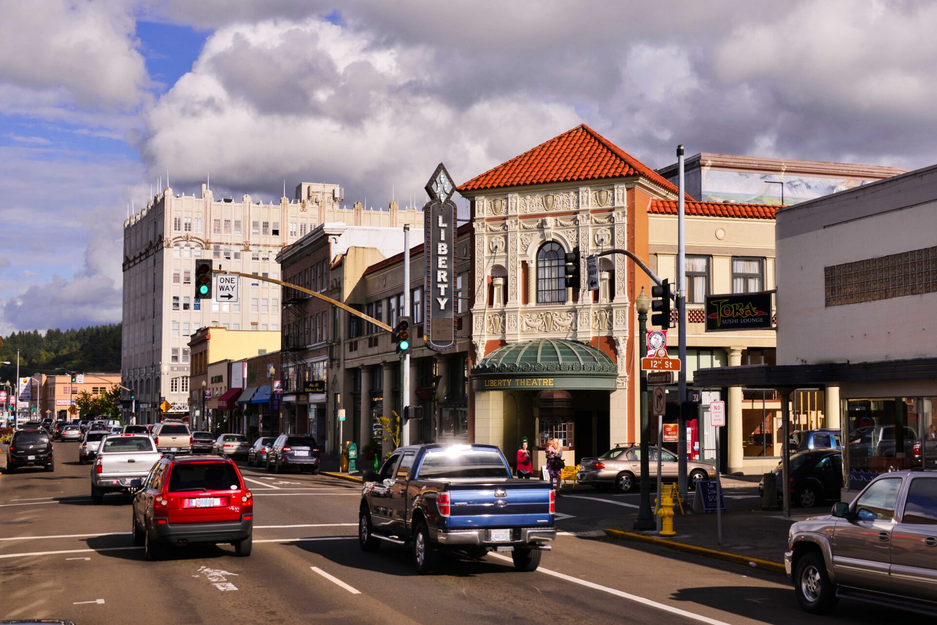 The Vaudevillian Ghosts of Liberty - Hidden Compass